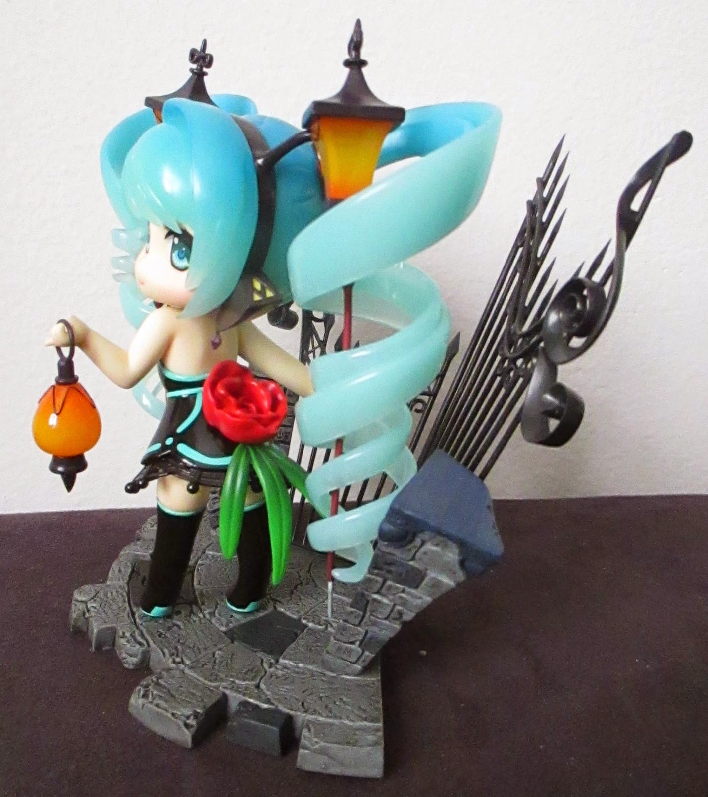 Otaku Family: Vocaloid 2: Hatsune Miku - Lamp Miku feat. Nekozakana non ...