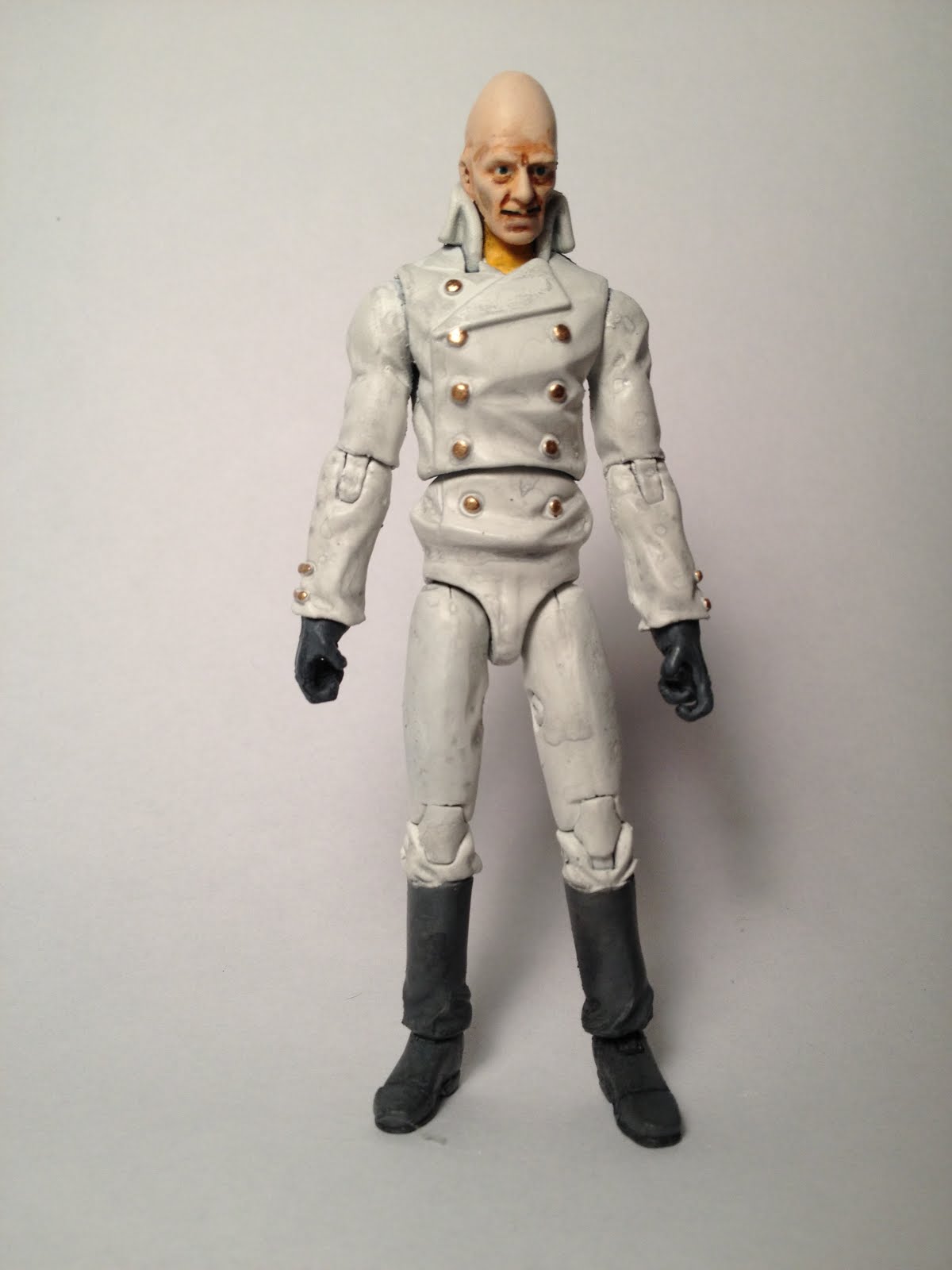 STRANGE LABS: "EGGCELENT. I MIGHT EVEN GO AS FAR AS TO SAY... EGGSQUISITE."