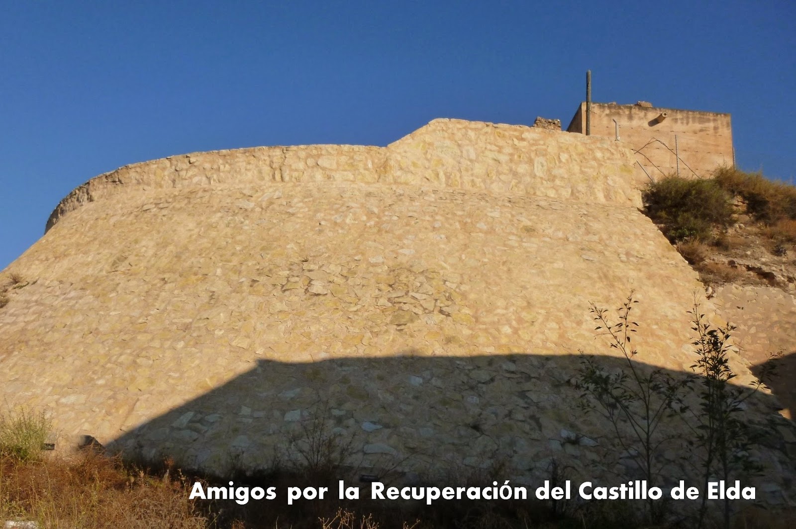 El Patrimonio Histórico y Cultural de Elda (Alicante): U001 El Castillo ...