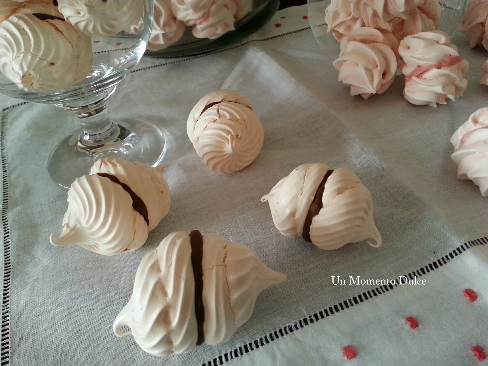 Un momento dulce: BESITOS CON CHOCOLATE