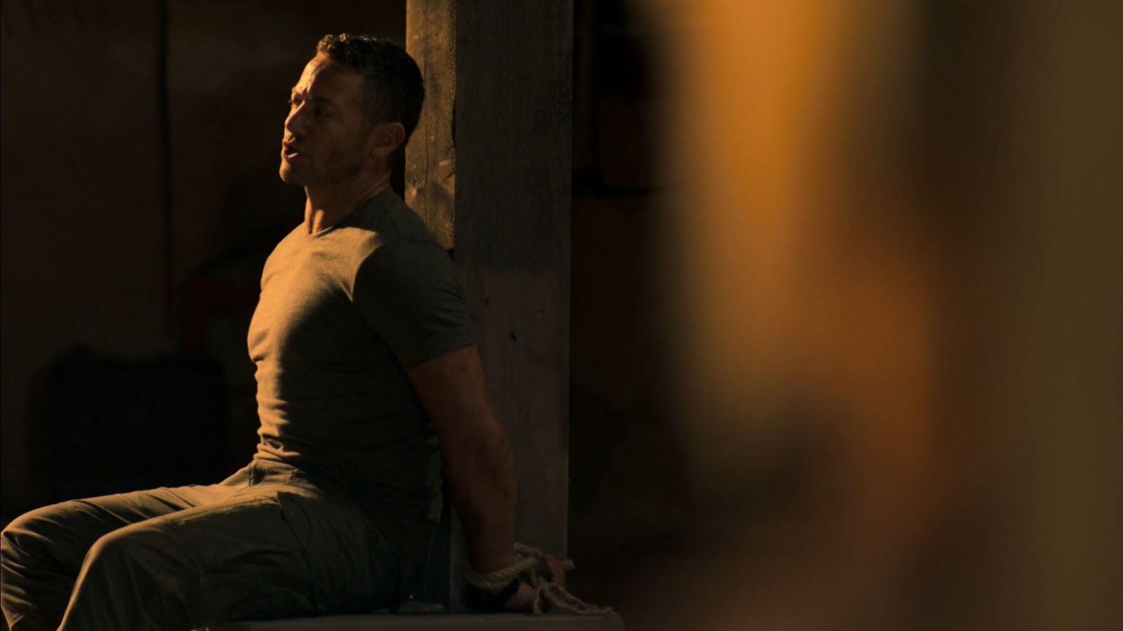 Strike Back (2010 - 2019) - Men Tied Up