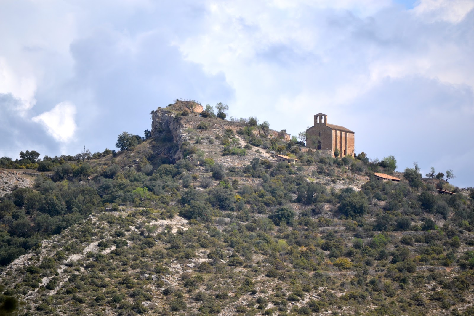 La Puebla de Castro: EL CASTILLO DE CASTRO