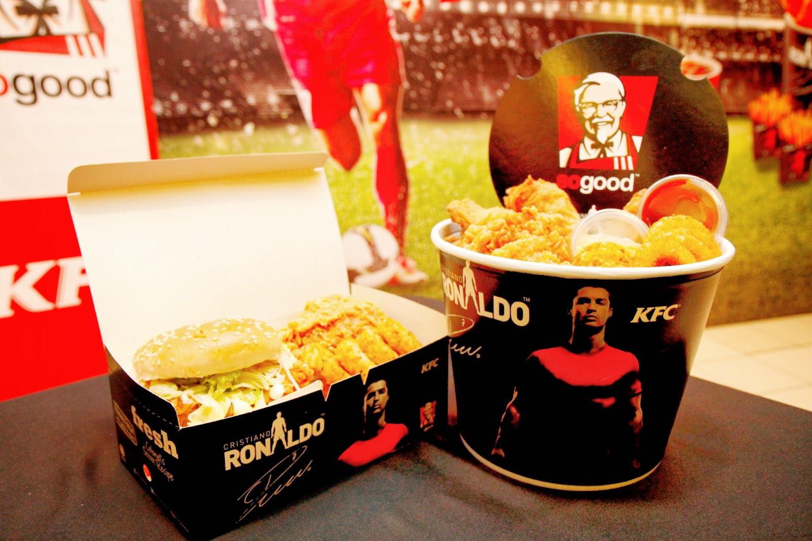 CRISTIANO RONALDO CELEBRATES THE FOOTBALL SEASON WITH KFC’s ALL NEW ...
