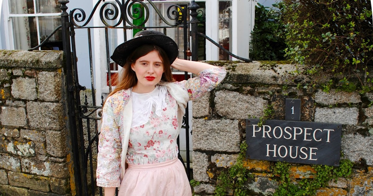 Lady MacBeth: Grace Elliott