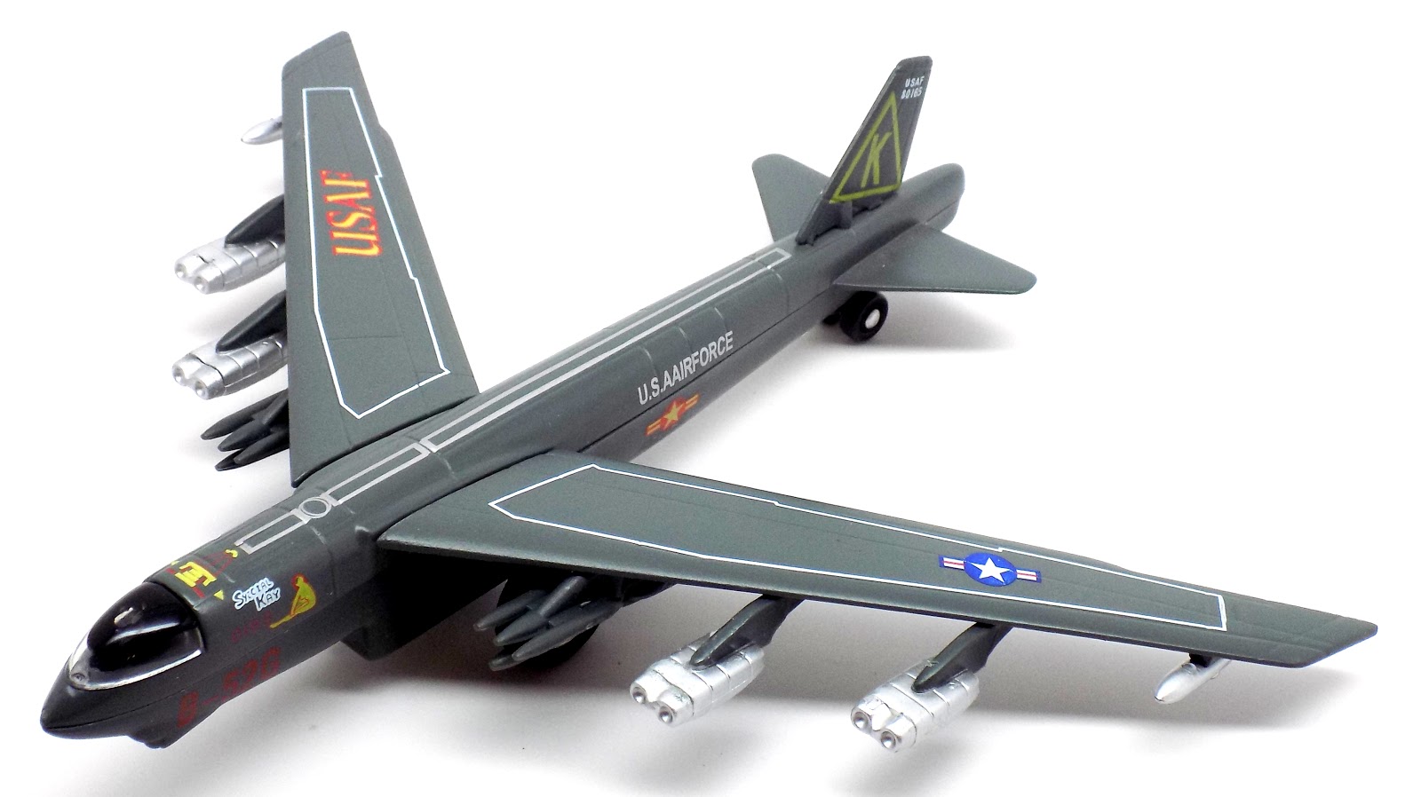 Toys and Stuff: China (Unknown Mfr) Diecast B-52 Stratofortress