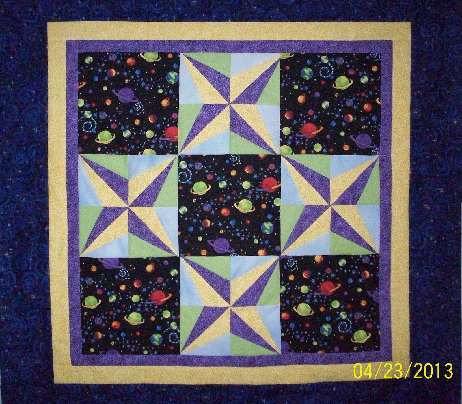 Stampin' Quilter: My "Galaxy of Stars" quilt