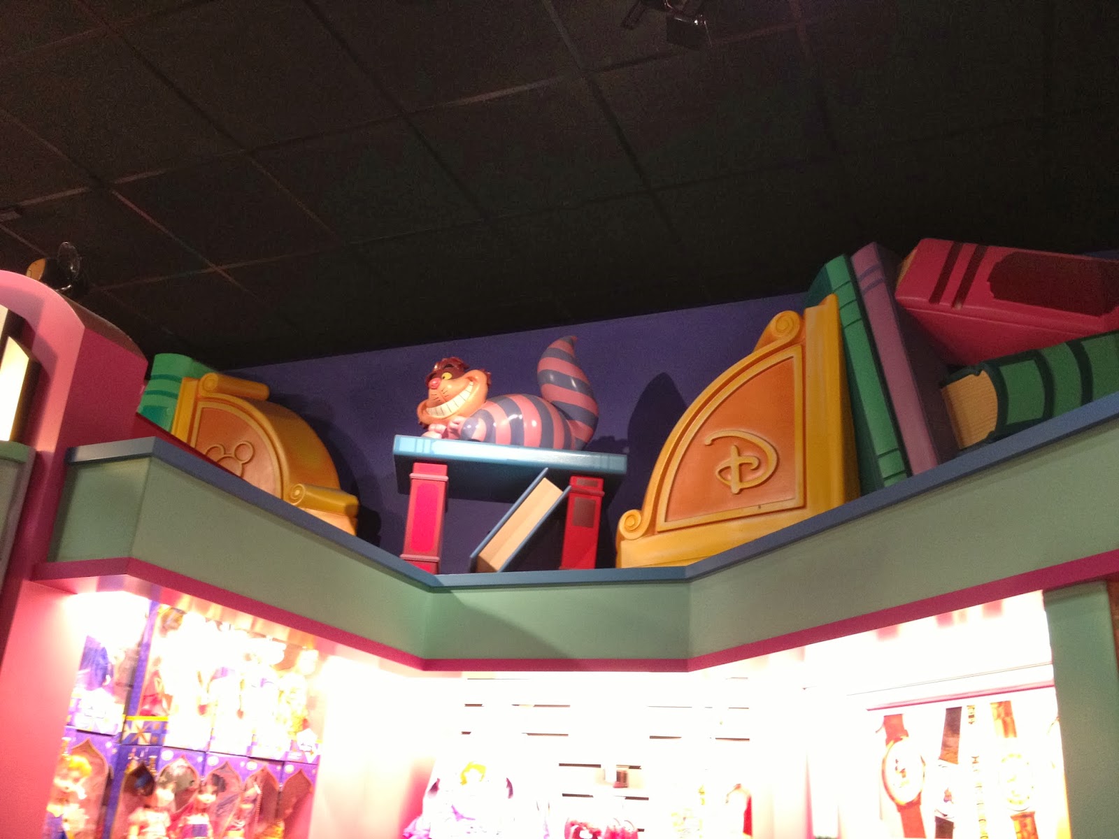 imaginear tony: A Classic Disney Store