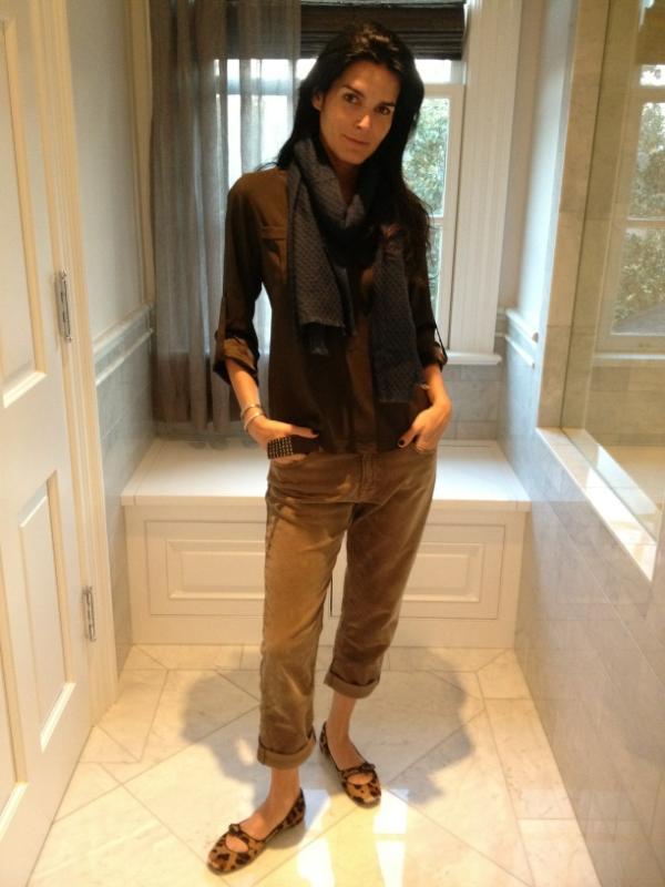 Absolutely Angie Harmon: MASTER POST: Angie Harmon's outfits of the day!