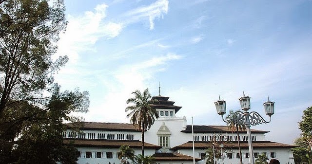 15 Hal yang Menjadi Icon Utama Kota Bandung | Jelajah Jawa Barat