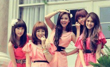 Raginoy Mariah ♥: BE5T Provokator Trend Busana Girlband