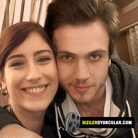 HerTelden: Maral Dizisi Sarp - Aras Bulut İynemli Kimdir?