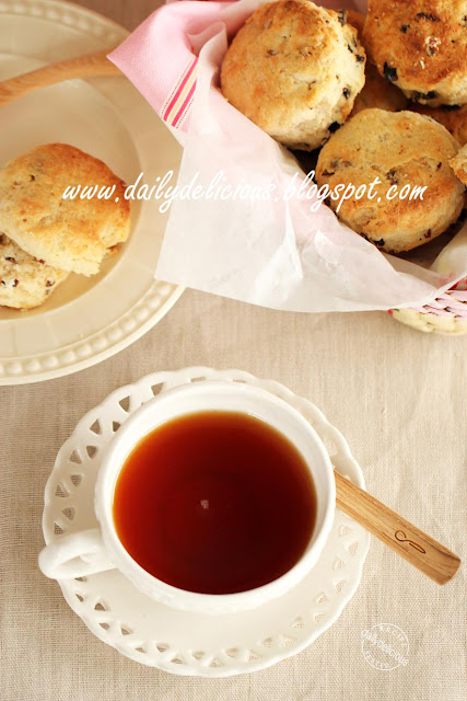 Dailydelicious Dried Cherry Biscuits Simply Daily Bake