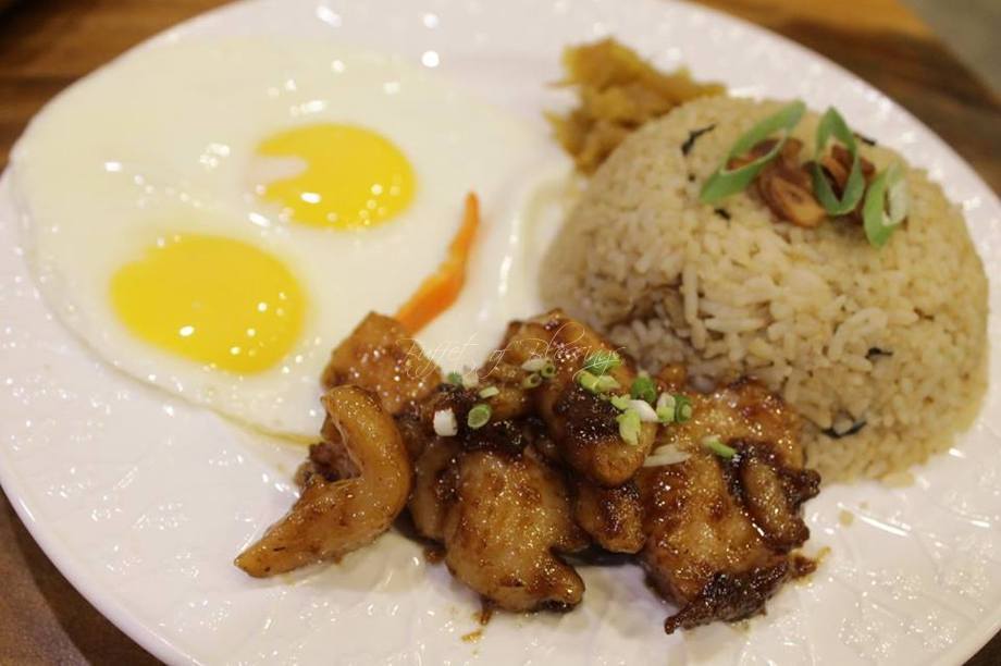 The thriving of Ka Tunying's Cafe