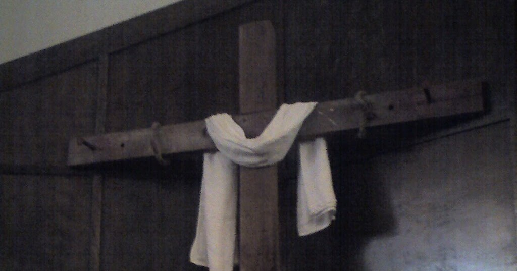 RickBoyne.com: Empty cross - empty tomb!