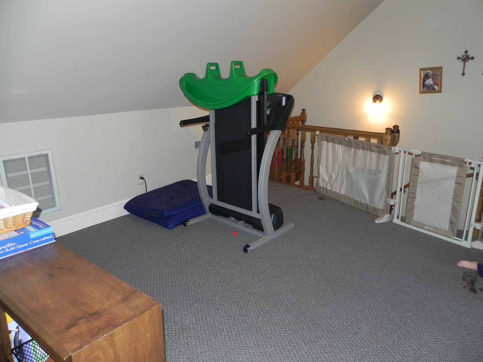 Gloria in Excelsis Deo: Rearranged School Room