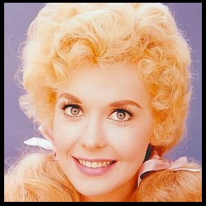 INNER TOOB: TVXOHOF, 05/2017 - ELLY MAY, QUEEN OF THE MAY