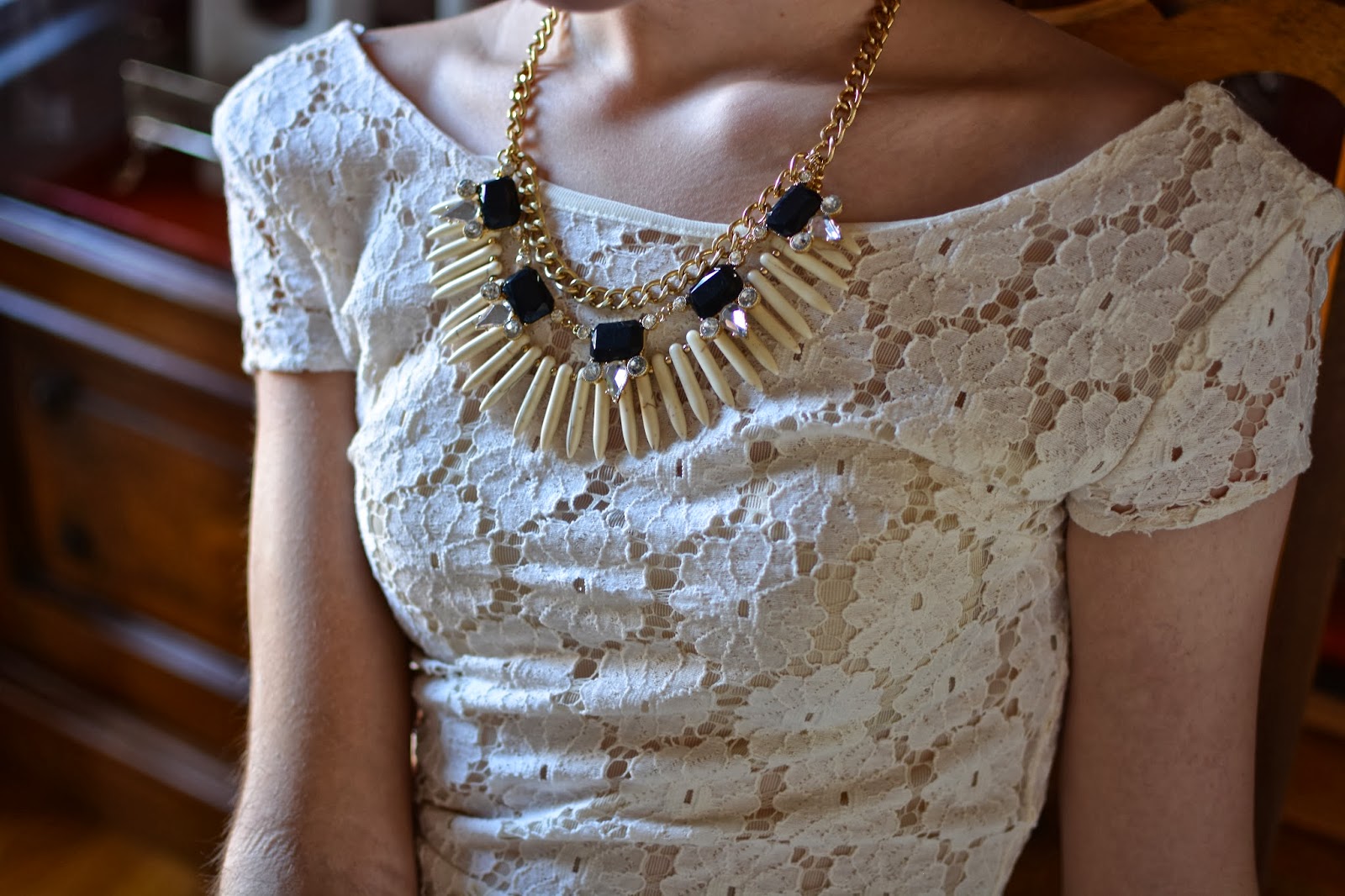 vintage, edgy, and trendy... all in one outfit? | Poised and Preppy ...