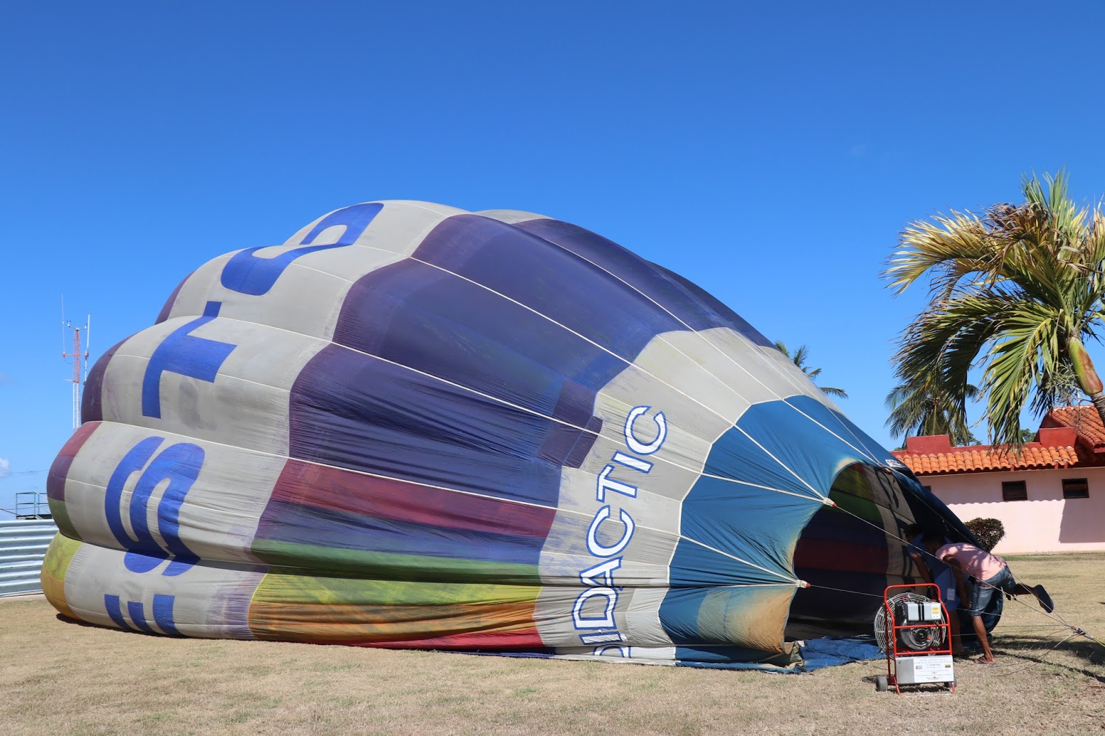 'On the Beech' - around the world by vintage aeroplane and balloon ...
