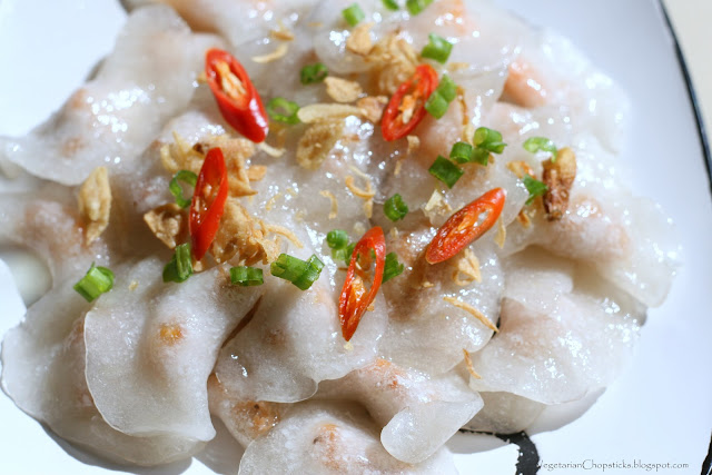 The Vegetarian Chopsticks: Banh Bot Loc--a Central Vietnamese Delicacy ...