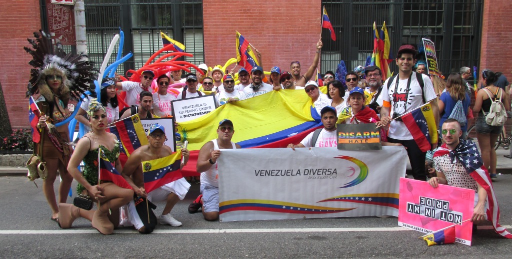 Venezuela Diversa A.C: Venezuelan LGBT immigrants march in NYC Pride ...