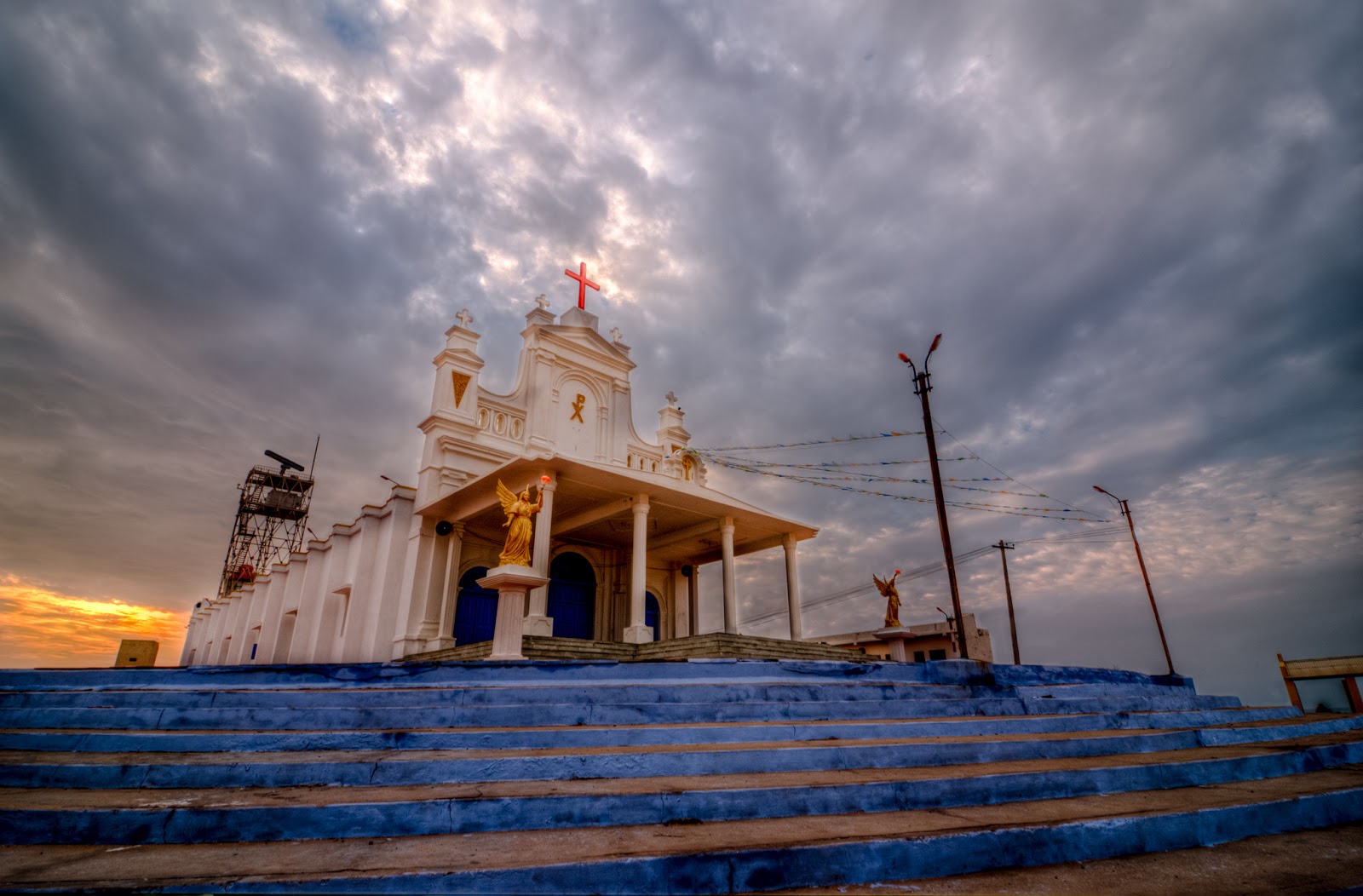 Tamilnadu Tourism: Holy Cross Church, Manappad, Thoothukudi