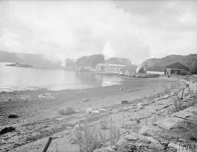 1000 Men, 1000 Stories : Photographs: Training on Landing Crafts (12).