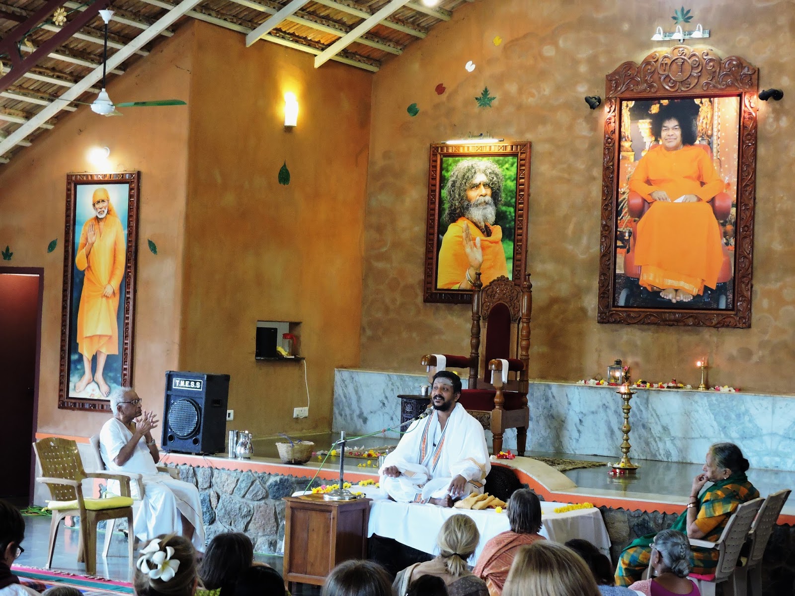 GREENLAND ASHRAM: Satsang by Nochur Venkataraman retreat by Poornima ...