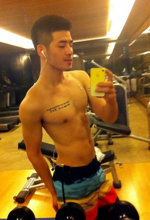 Asian Men Trai đẹp Khoe Body 6 Múi Nóng Bỏng Mọi Lúc Mọi Nơi Cực Hot
