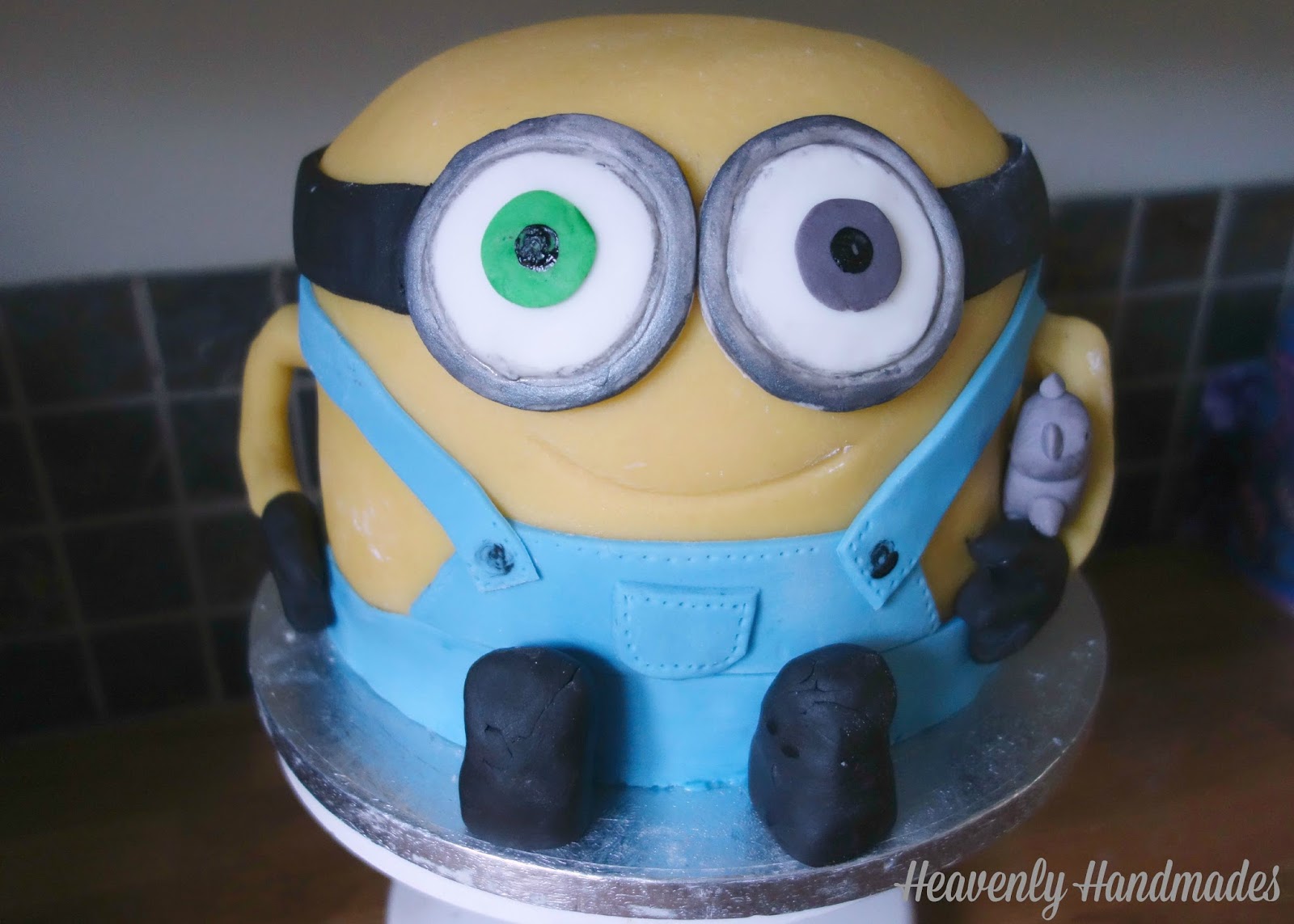 Minion Bob Birthday Cake ~ Heavenly Handmades