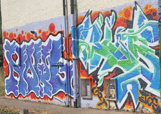 Simon and Karen Spavin: Graffiti, Preston Road, Hull