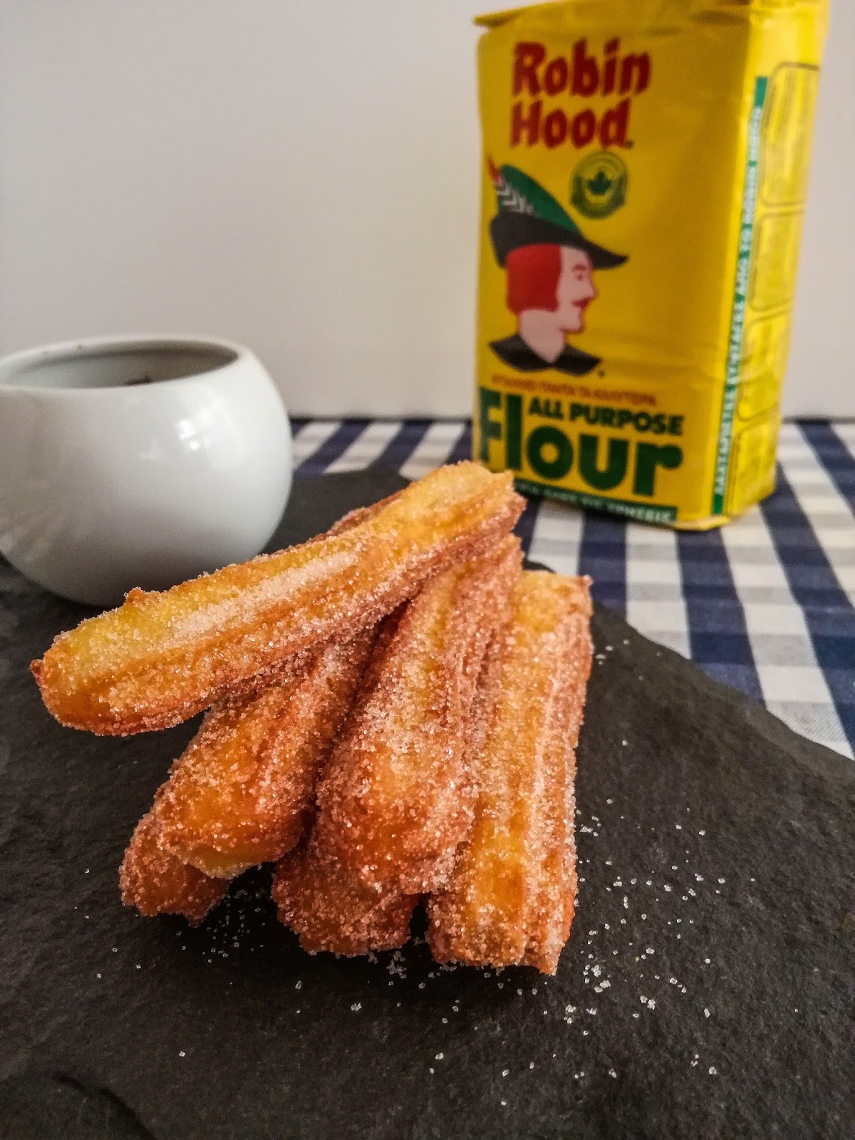 ΕΥΚΟΛΑ ΚΑΙ ΓΡΗΓΟΡΑ CHURROS ΜΕ ΖΑΧΑΡΗ ΚΑΙ ΚΑΝΕΛΑ | Pastry...tsio