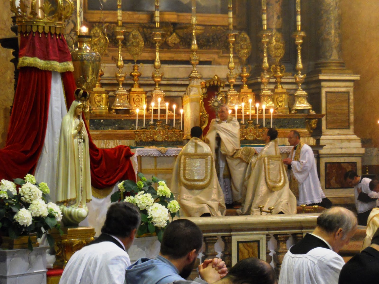 New Liturgical Movement: Roman Conference on Summorum Pontificum - Day 1