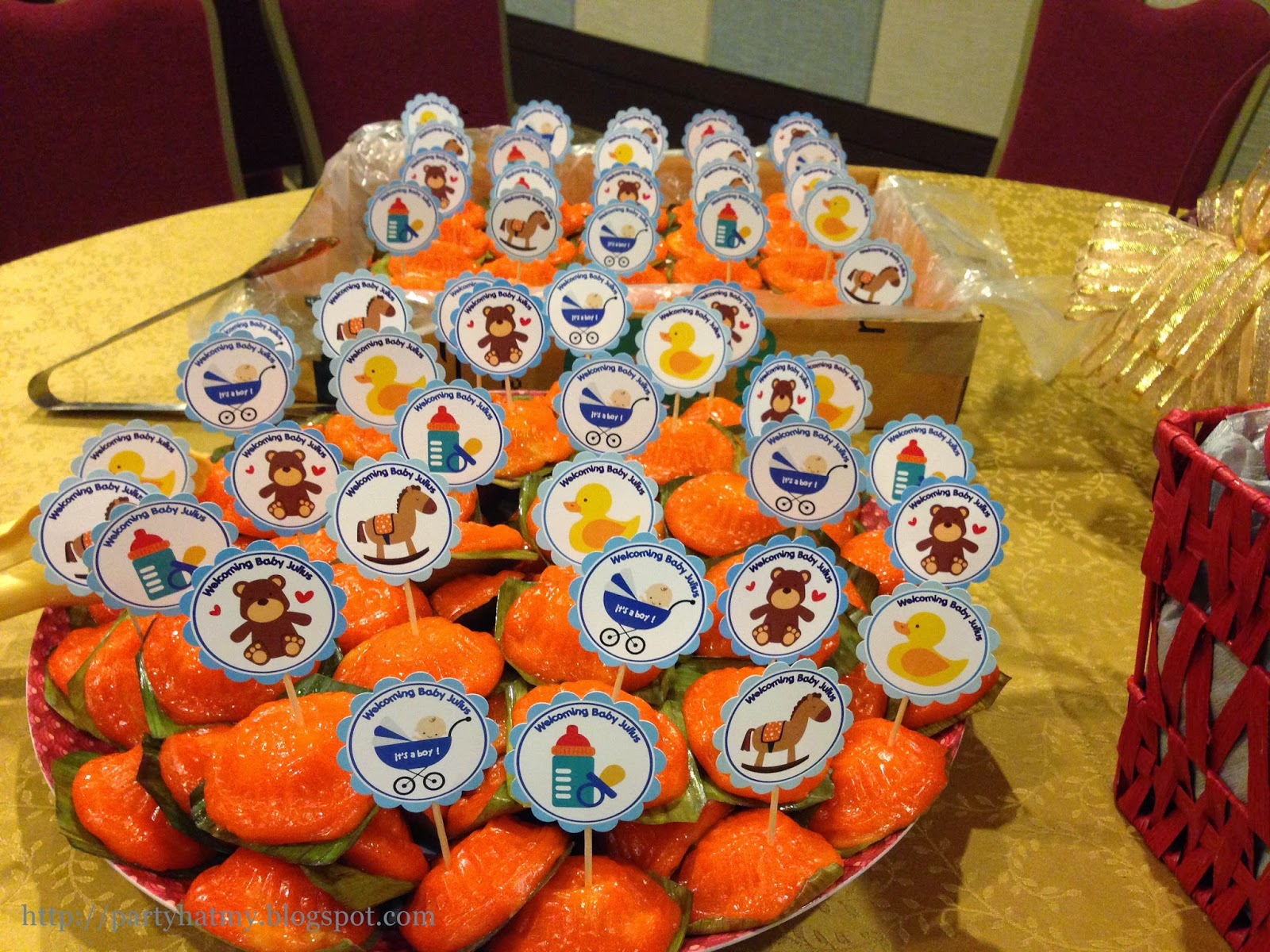 Party Hat: Full Moon Party for Baby Julius