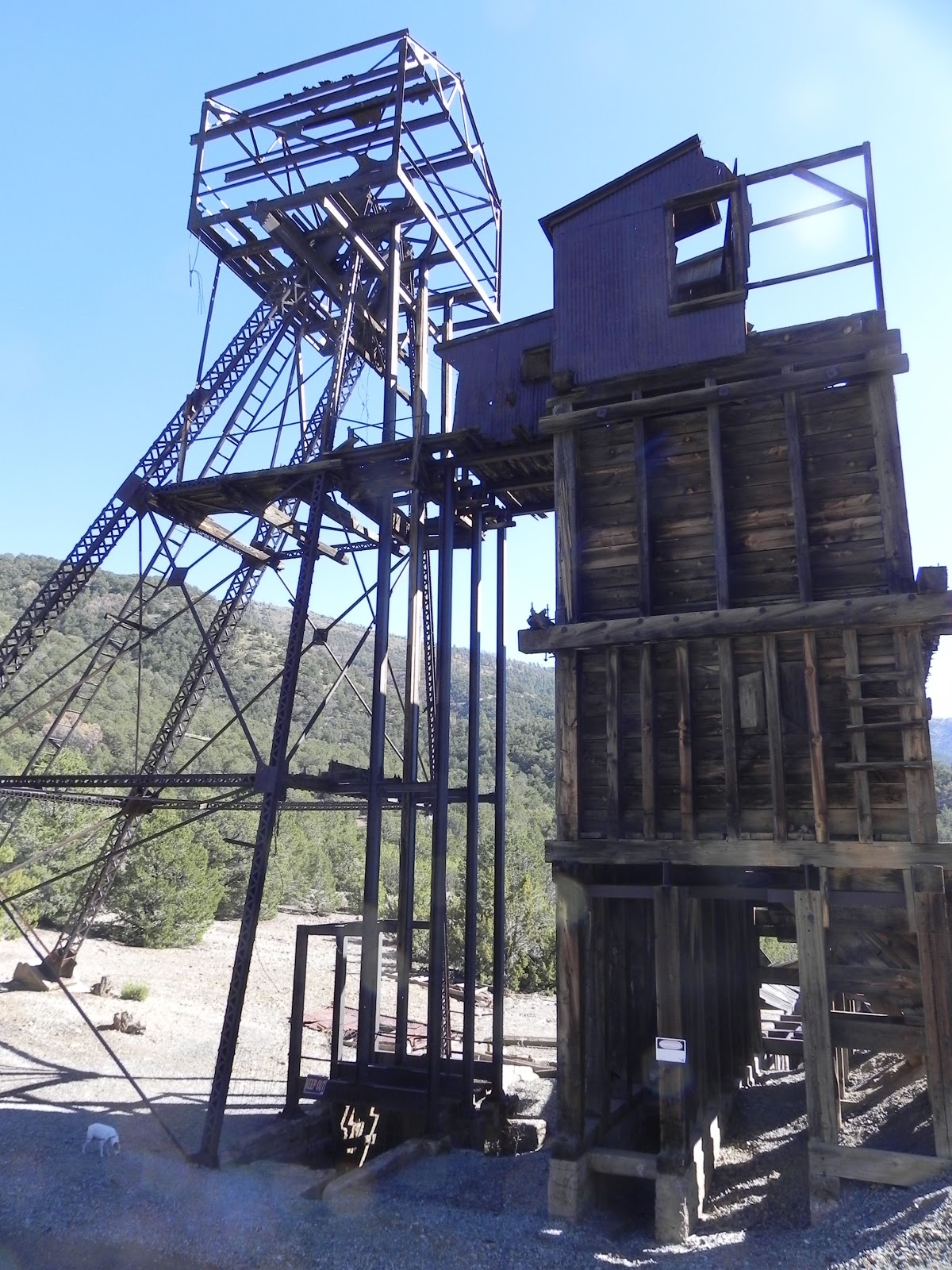 Northwest and Southwest Rockhounding: Kelly Mine New Mexico