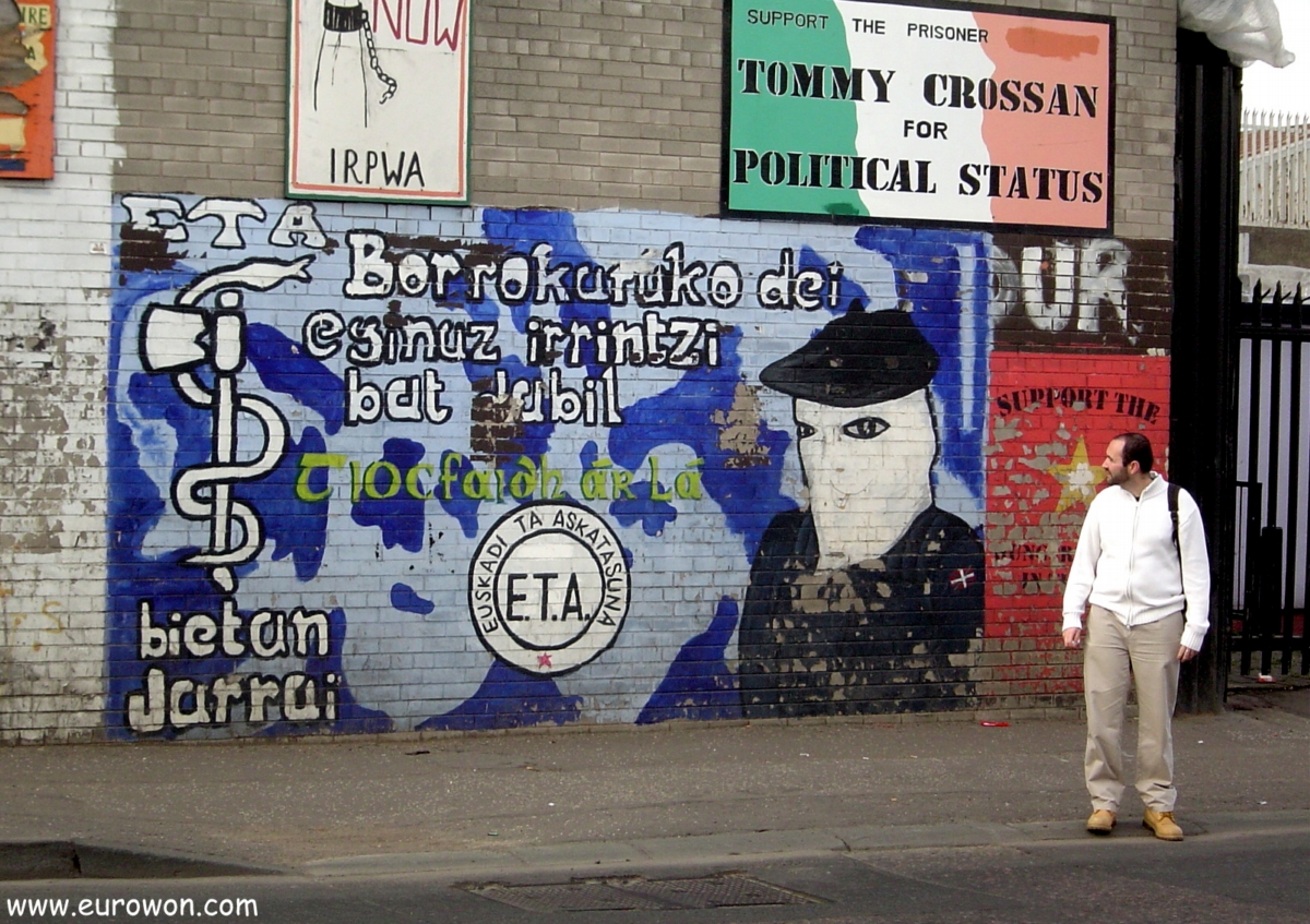 Murales de Belfast: unionistas, republicanos e internacionales [Eurowon]