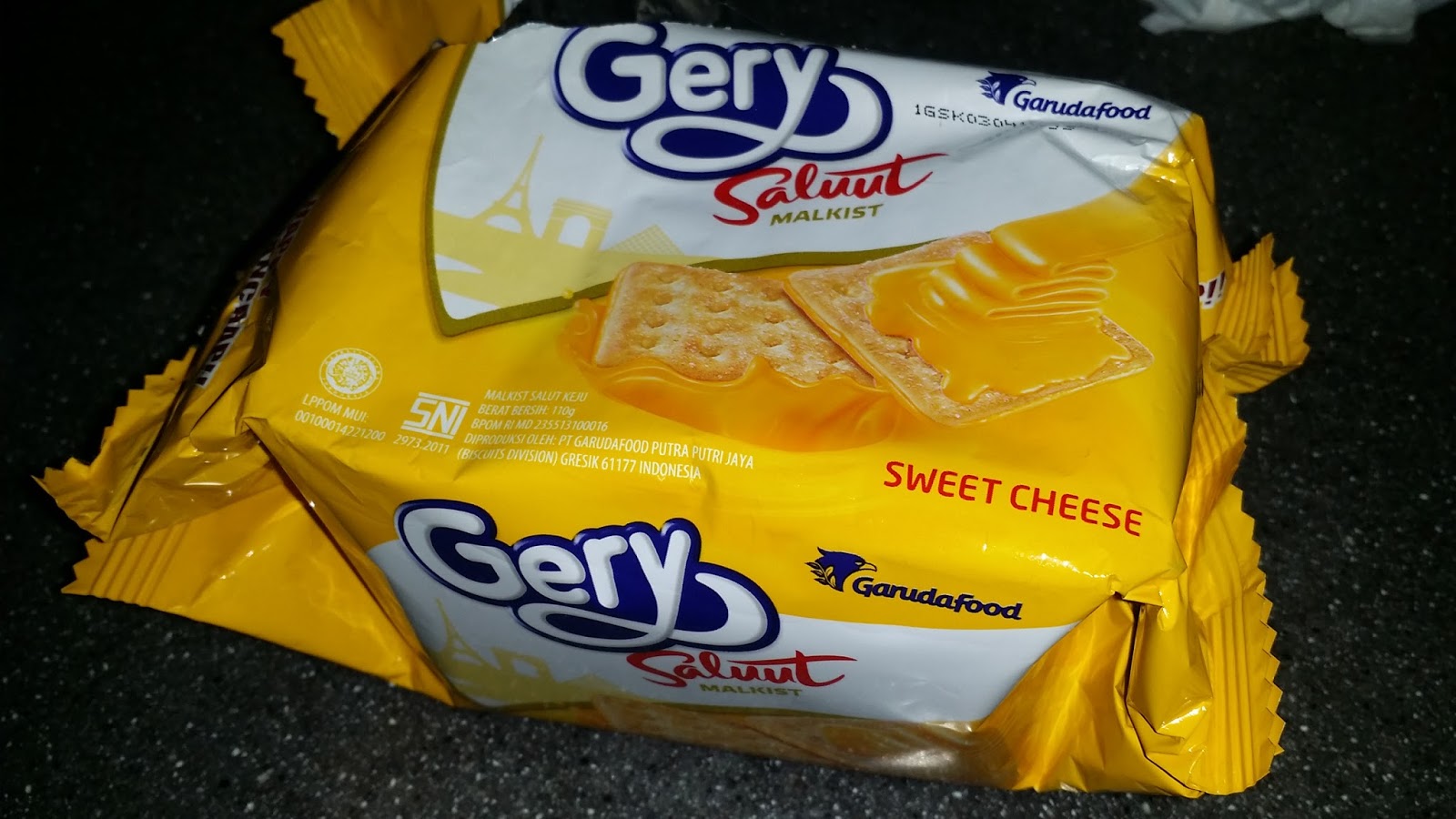 Fairy Lilly Pink Putih: Gery biscuit for raya?