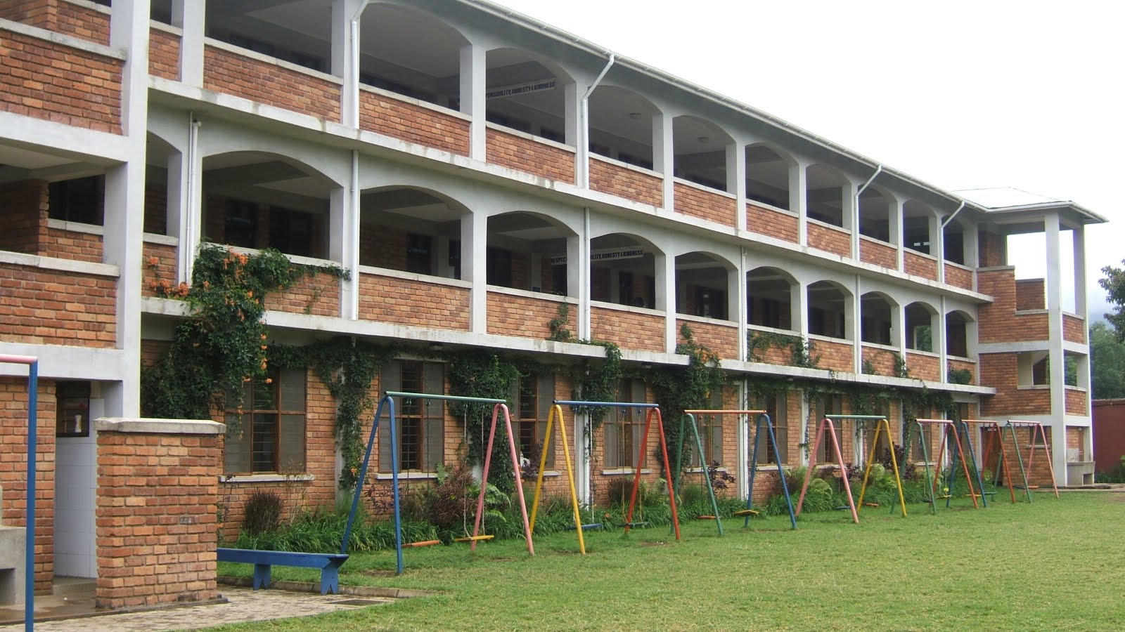 Jill in Tanzania 2011: Moshono Campus