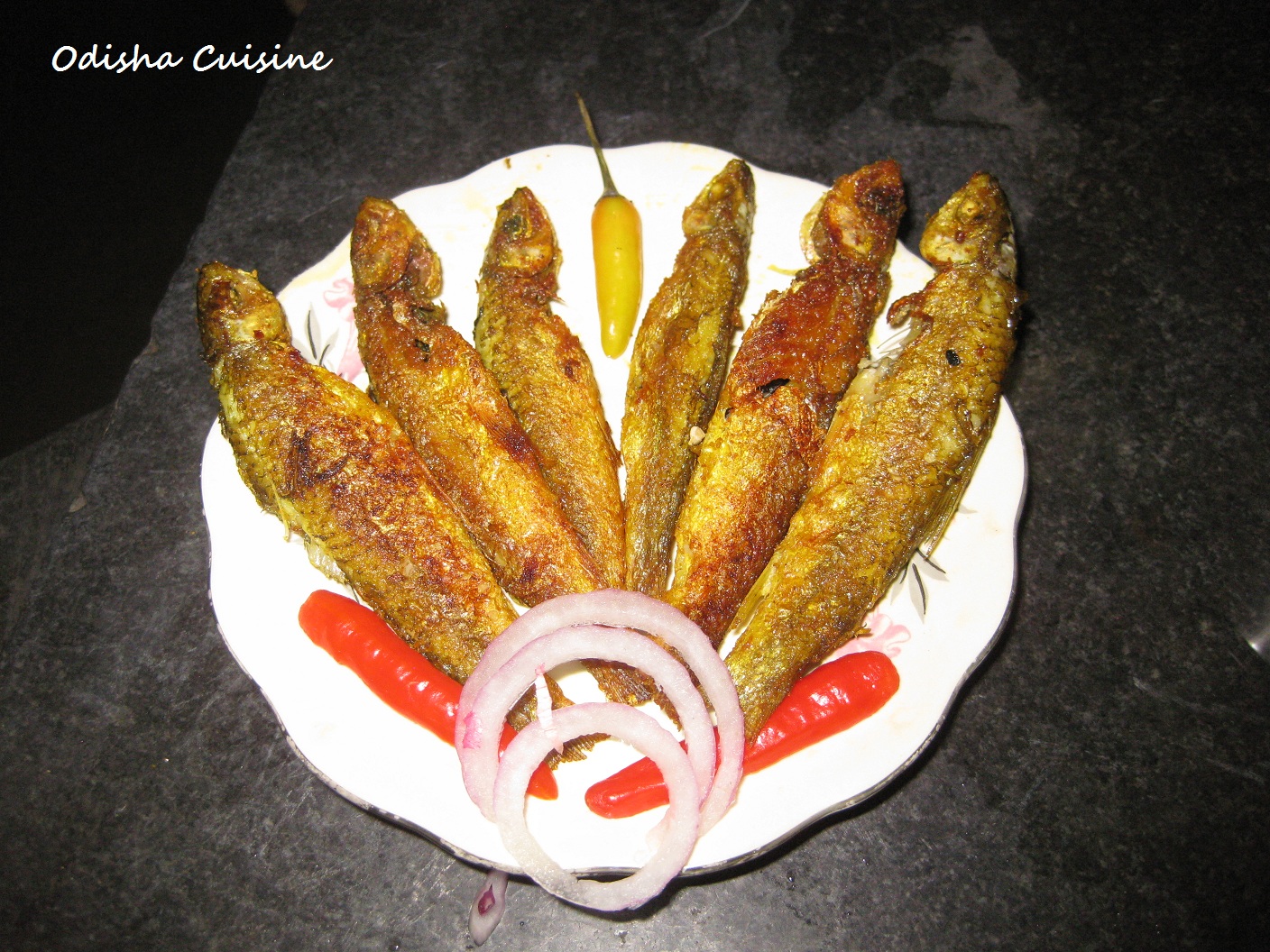 Odisha Cuisine: Small Fishes Fry (Pohala Macha Bhaja)