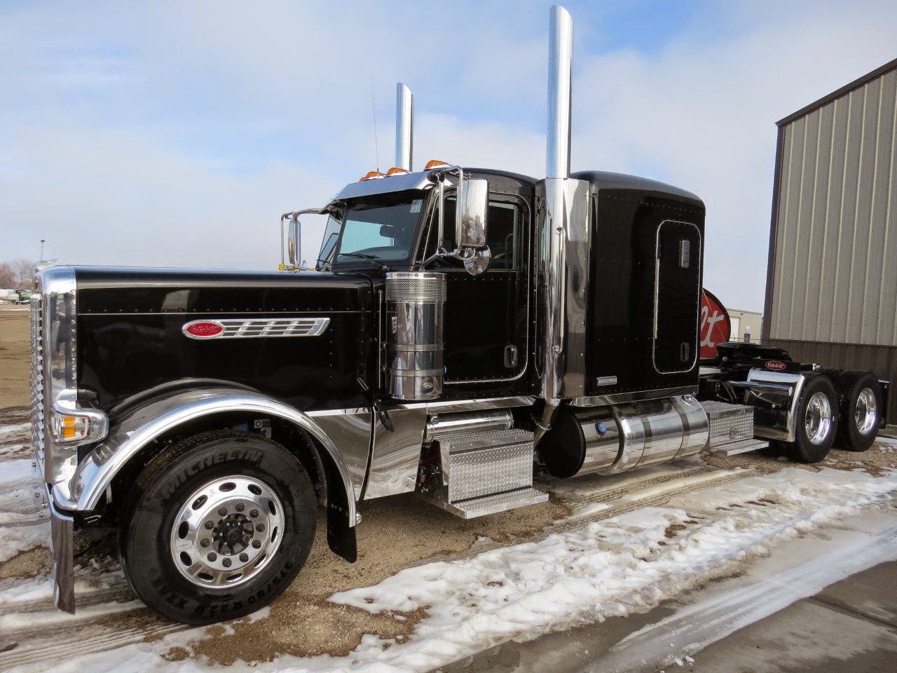 DIECIOCHO RUEDAS: PETERBILT 389 PRIDE AND CLASS… EXCLUSIVO PARA LOS ...