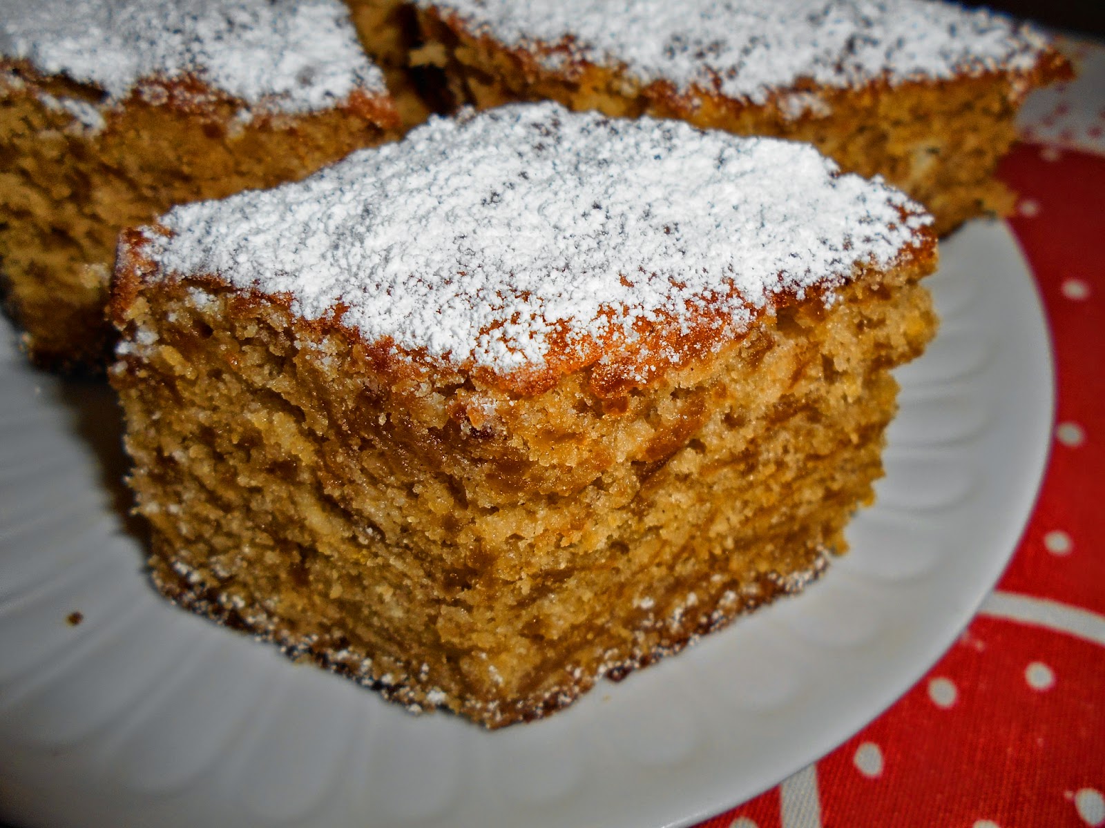 Nagyi titkai a házias ízekről receptekkel: Almás kevert sütemény