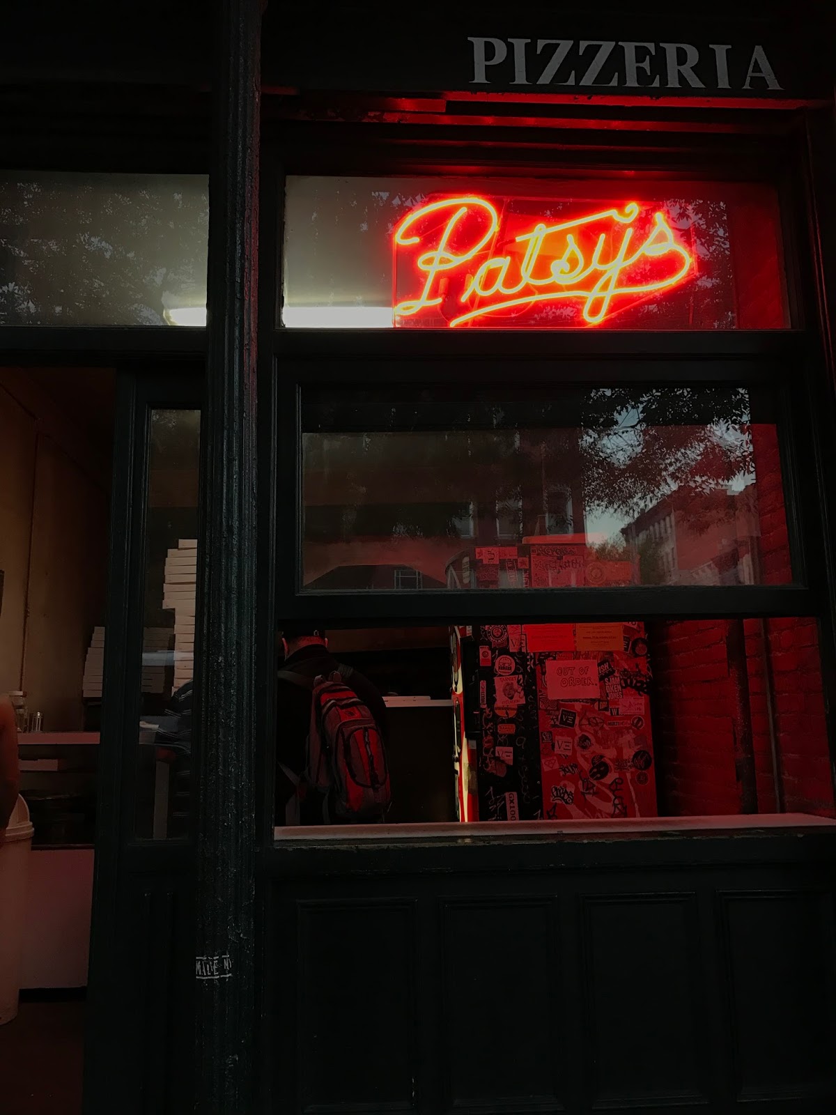 31 Days of Pizza: Day 17, 2016: Patsy's Pizzeria (E. Harlem, NYC)