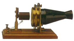 Historia del Diseño Industrial: El Teléfono