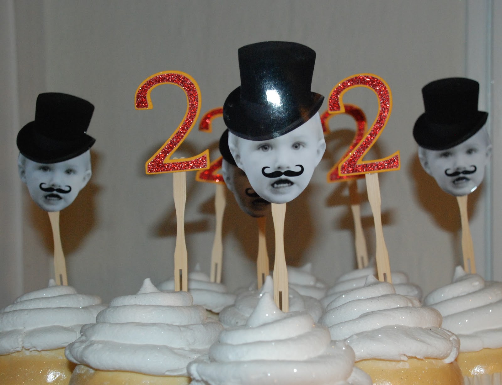 Cake Face Toppers: Circus top hat and mustache toppers