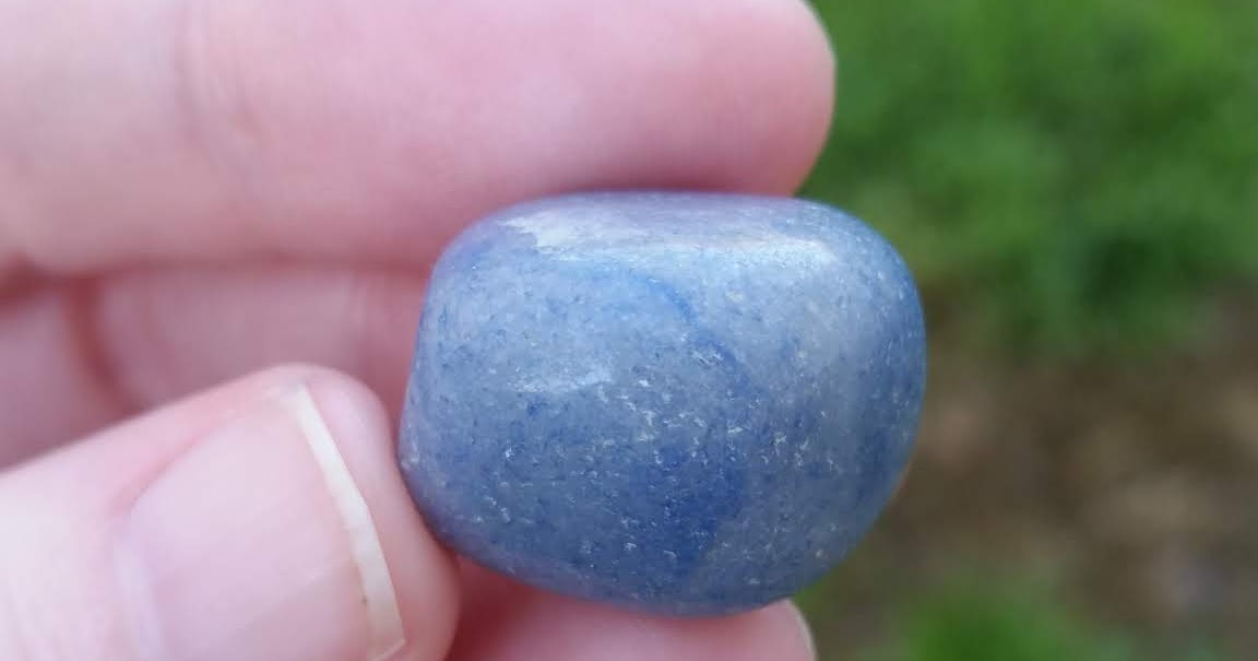 Gemstone Glow Blue Quartz Meaning Uses And Benefits gemstone-glow-blue-quartz-meaning-uses-and-benefits