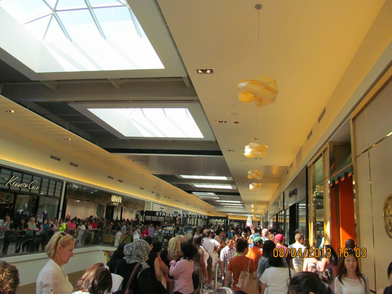 What Stores Are In Fashion Outlets Of Chicago at Paul Morrison blog