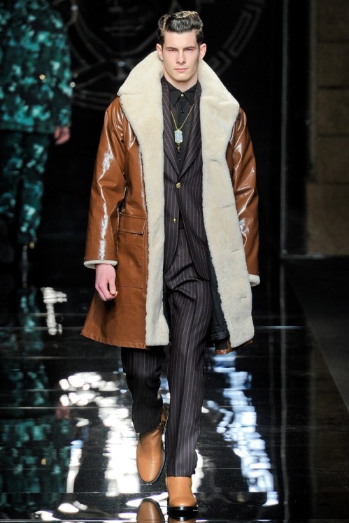 Versace Man Fall/Winter 2012-13 Show | Homotography