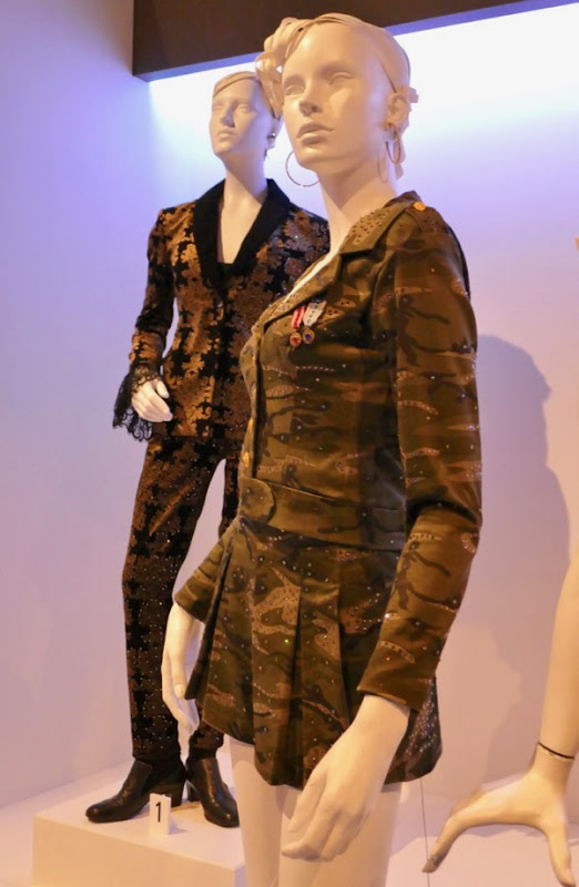 Hollywood Movie Costumes and Props: Pitch Perfect 3 movie costumes on ...