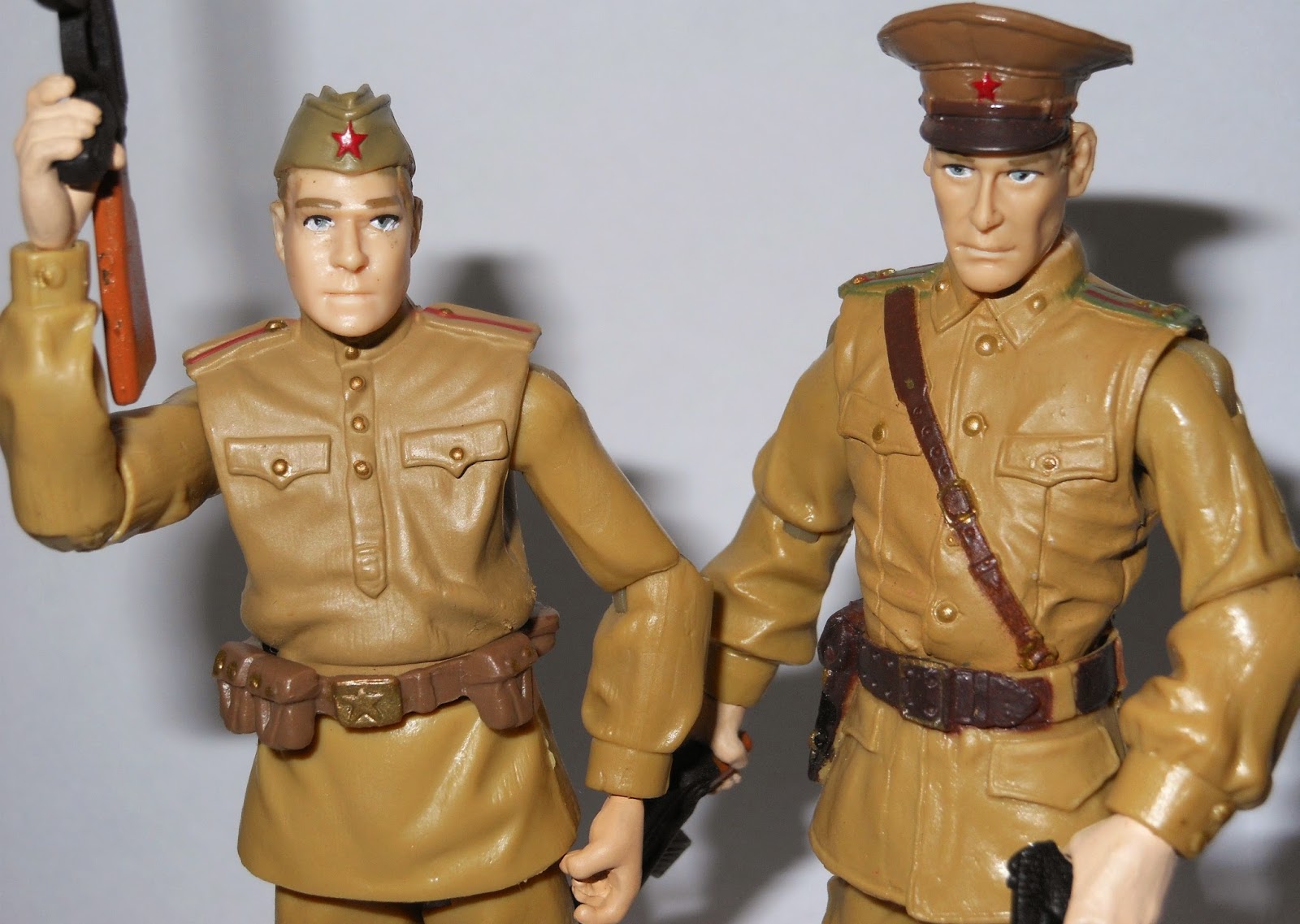 Figuras de Acción A Go-Gó: RUSSIAN SOLDIER (INDIANA JONES: KINGDOM OF ...