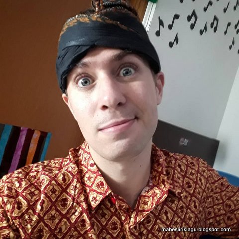 Lirik Lagu Felipe Valdés - Tanpa Alasan (ft. Avi) | Mabes Lirik