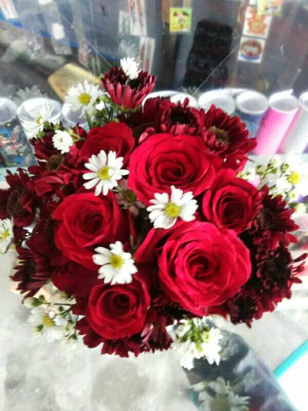 Bucket 5 Mawar | Toko Bunga Pekanbaru-Riau MBS FLOWERS